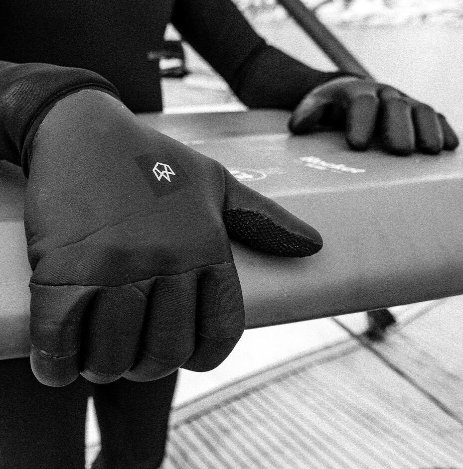 Neoprene accessories - Magma Gloves 2.5 - Manera - EN