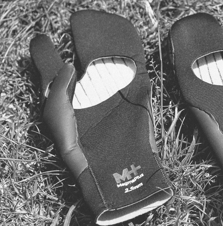 Neoprene accessories - Magma Gloves - Open palm 2.5 - Manera - EN